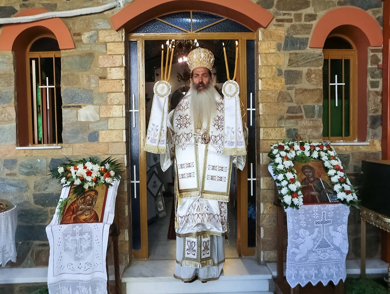 Πανηγυρίζει το Παρεκκλήσι του Αγίου Φανουρίου - STEREA NEWS
